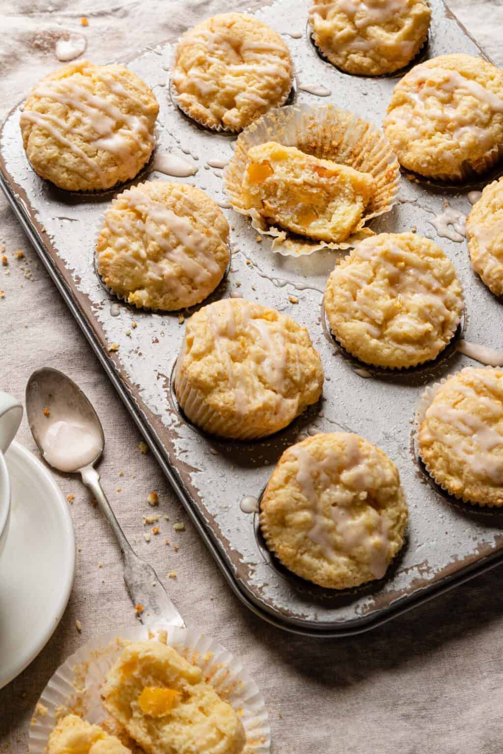 Peach Muffins soft, tender and moist. Easy and fast.