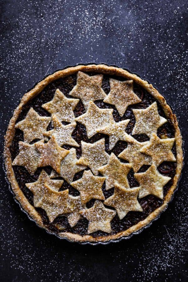 Star Pie has a tender crust, sweet and crunchy filling and warm spice.