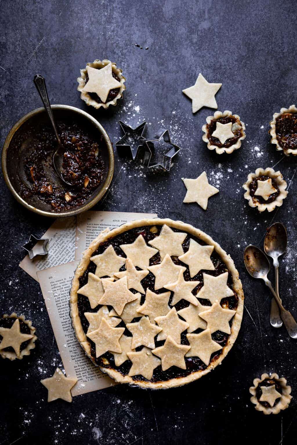 Star Pie has a tender crust, sweet and crunchy filling and warm spice.