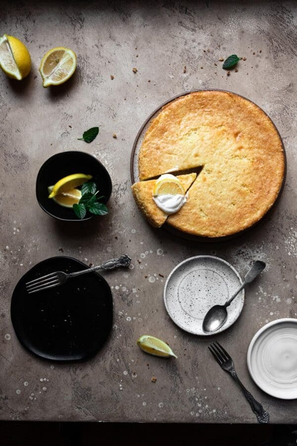 Sponge Cheesecake Cake light and tender cheecake cake.