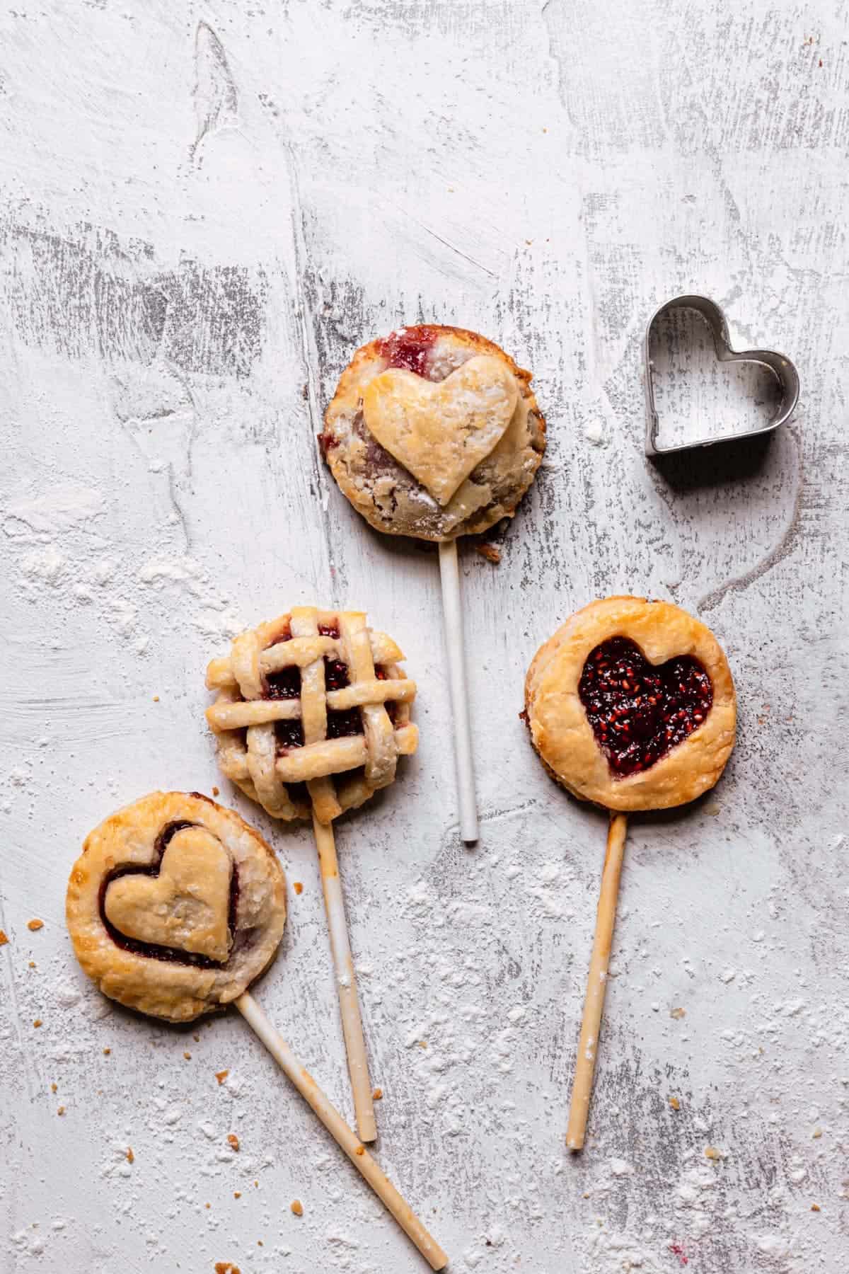 pie pops a fun, delicous and creative way to enjoy pie.