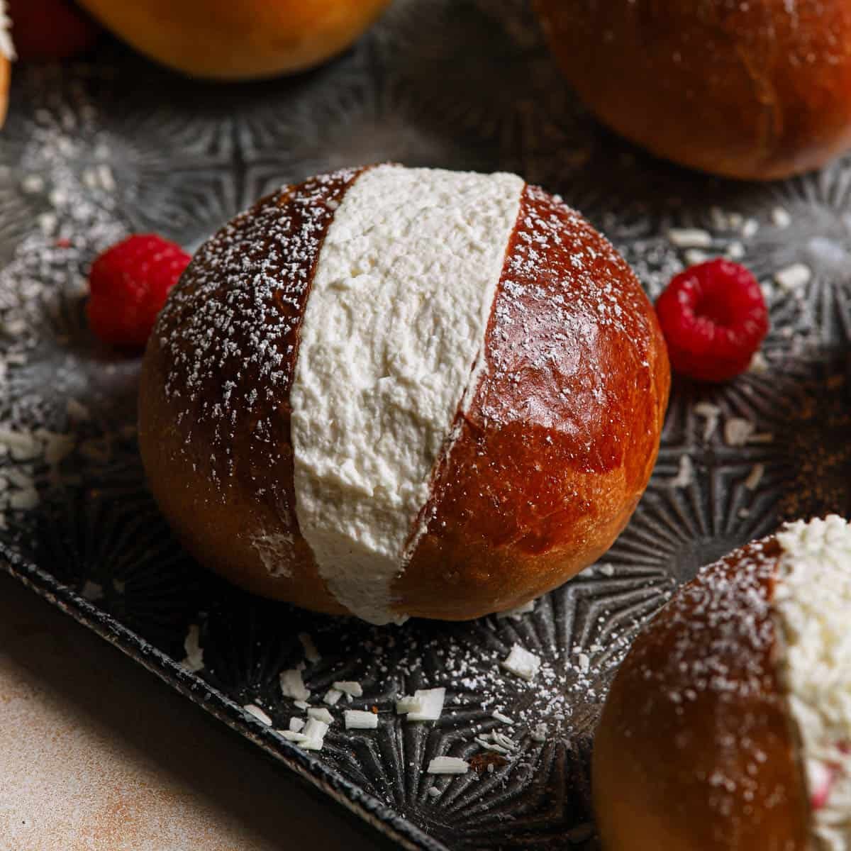 Maritozzo Sweet Cream Italian Buns Recipe