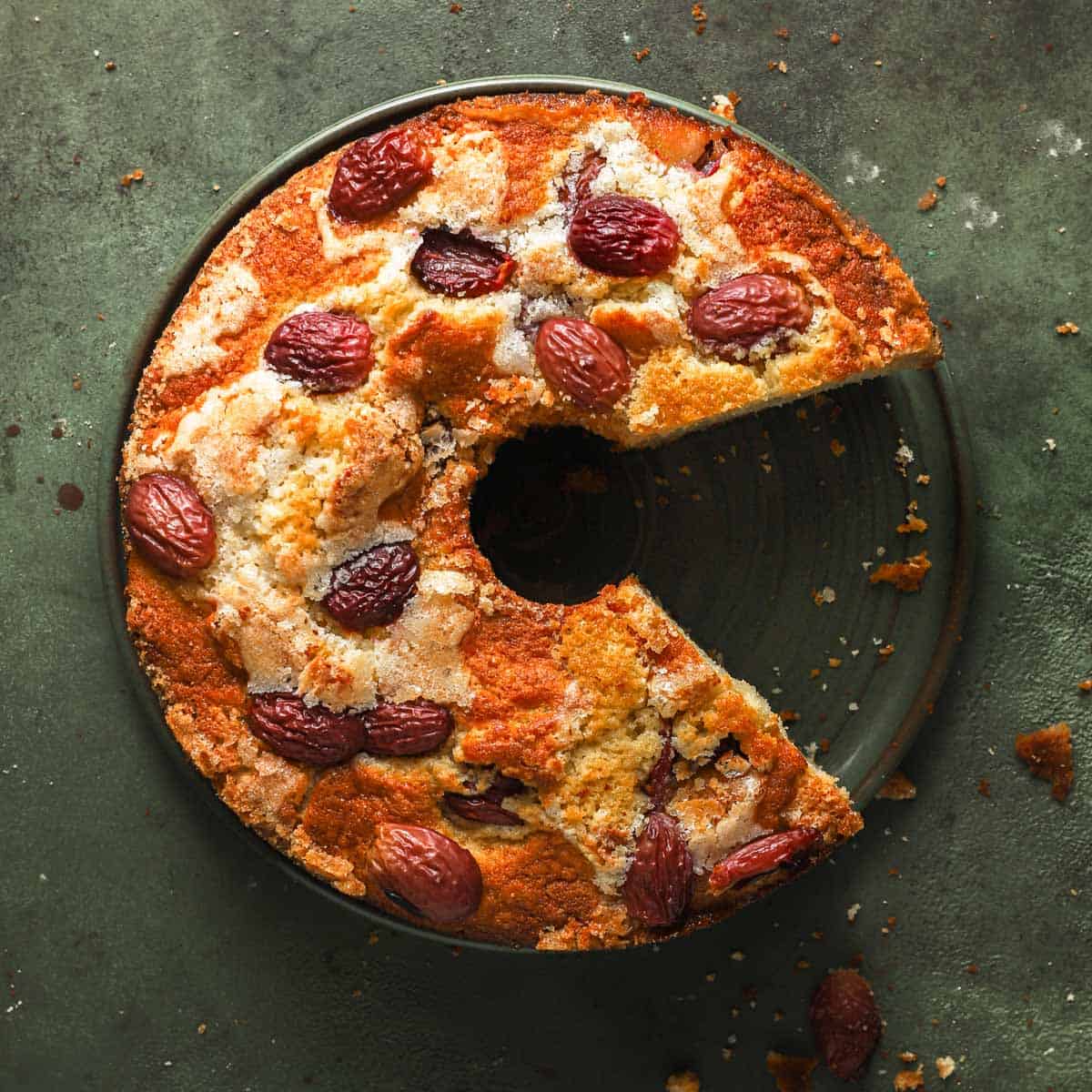 Italian Grape Cake - an impressive delight