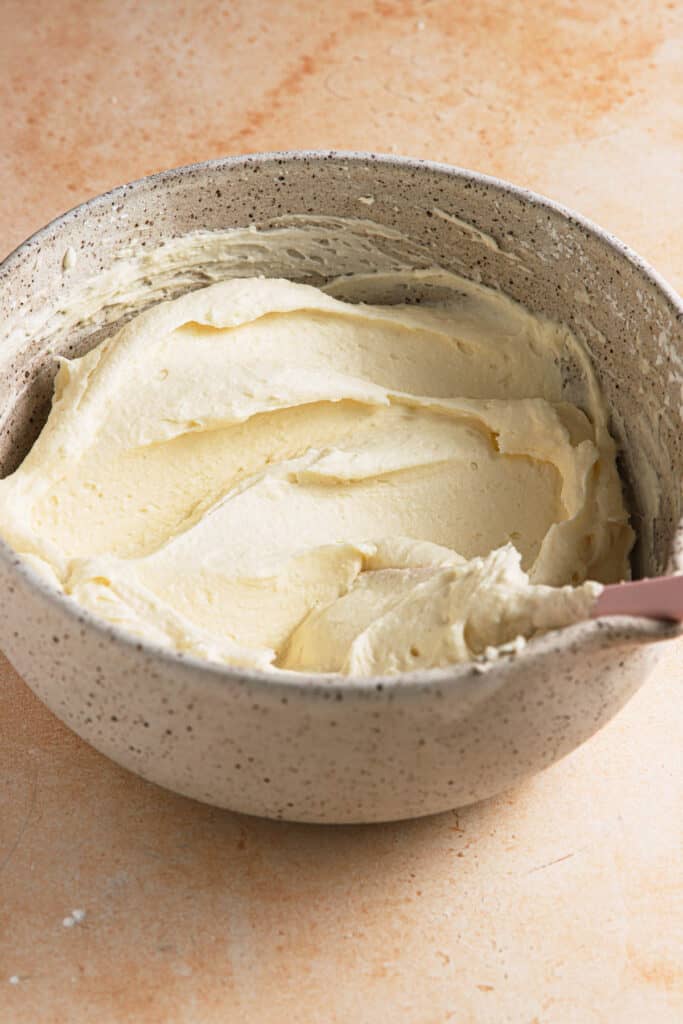 Mascarpone Frosting, Easy and Fast Recipe