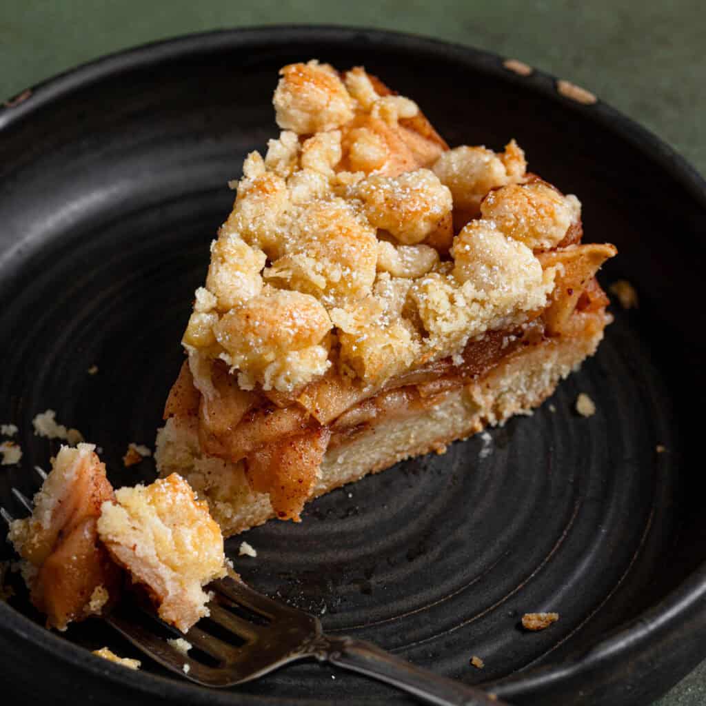 Mom's Polish Apple Cake (Szarlotka)