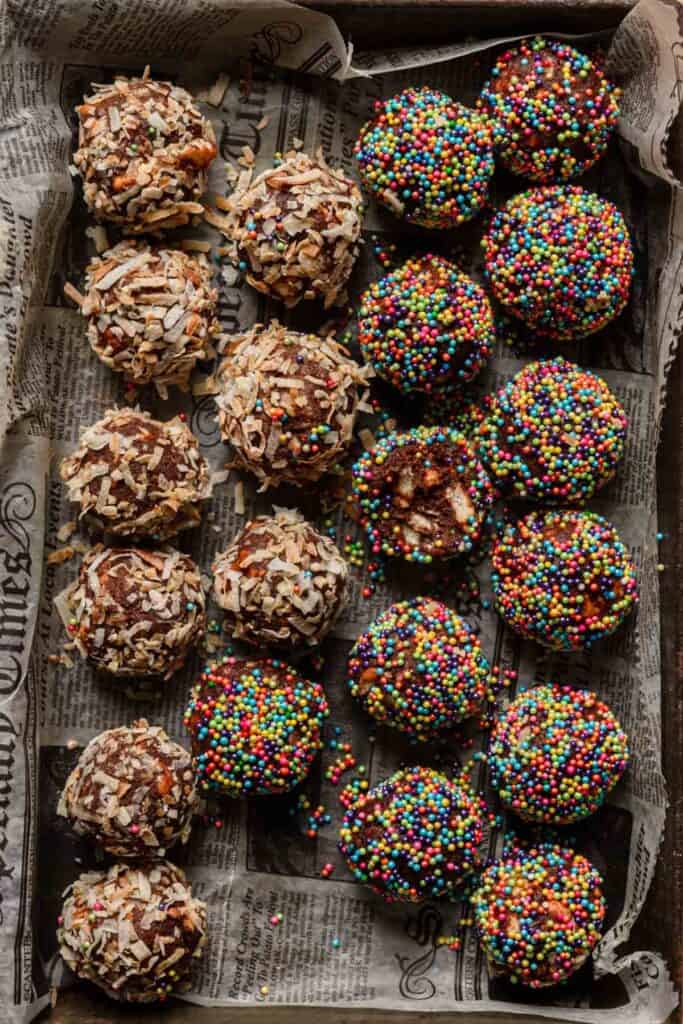Israeli Chocolate Balls Recipe (With a Dairy Free Option)