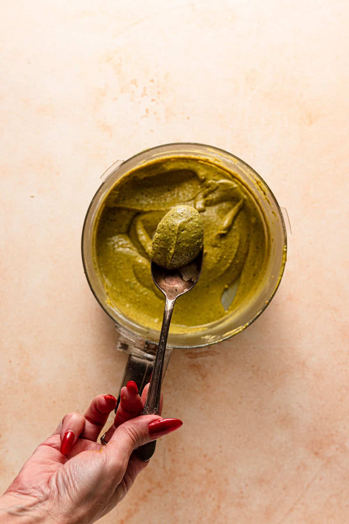 Pistachio Cream Recipe (4 ingredients)