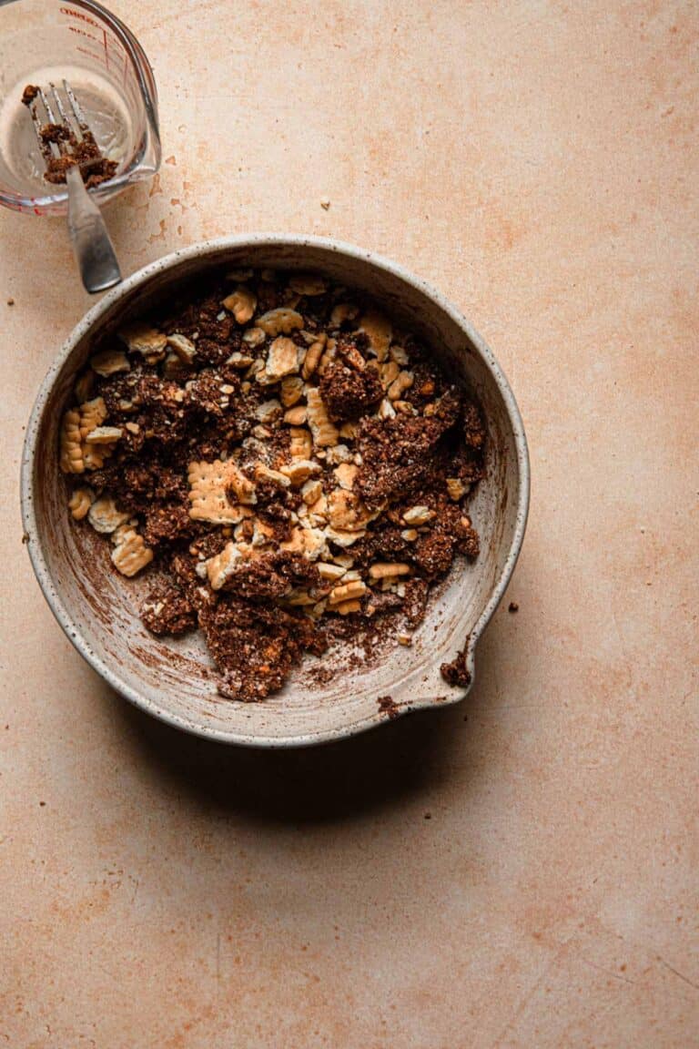 Israeli Chocolate Balls Recipe (With a Dairy Free Option)